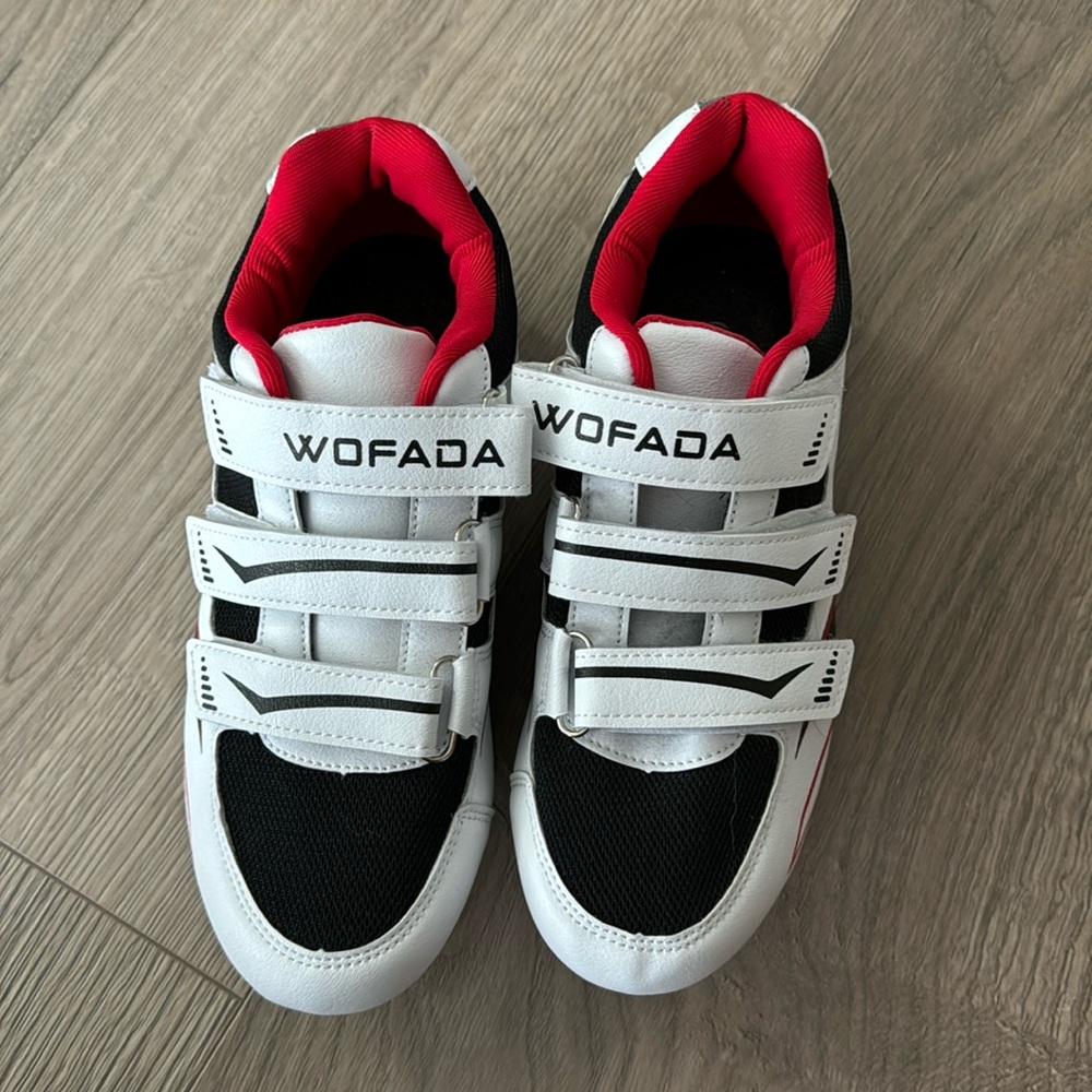 Wofada Spinning Shoes. - Gem